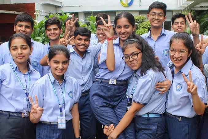 സംസ്ഥാനത്ത് സ്‌കൂള്‍ പൊതു പരീക്ഷകള്‍ക്ക് ഇന്ന് അവസാനം | Vararuchi
