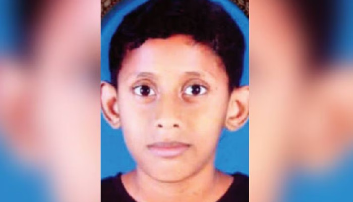 കഴുത്തിൽ തോർത്തുകുരുങ്ങി ഒൻപതാം ക്ലാസ് വിദ്യാർഥി മരിച്ചു | Vararuchi